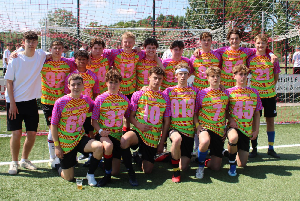 Verslag van de PVCV Senioren Legends Cup: Een Dag vol Voetbal, Vreugde ...