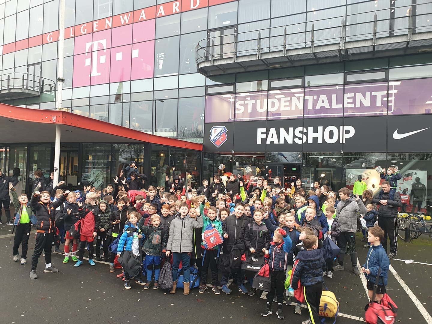 Benjamins bij PVCV, één groot voetbalfeest. - PVCV Vleuten